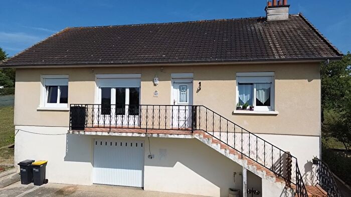 Maison à vendre - Oyré - 4 pièces - 3 chambres