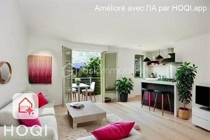 Appartement à vendre - Décines-Charpieu, La Soie Montaberlet - 2 pièces - 1 chambre