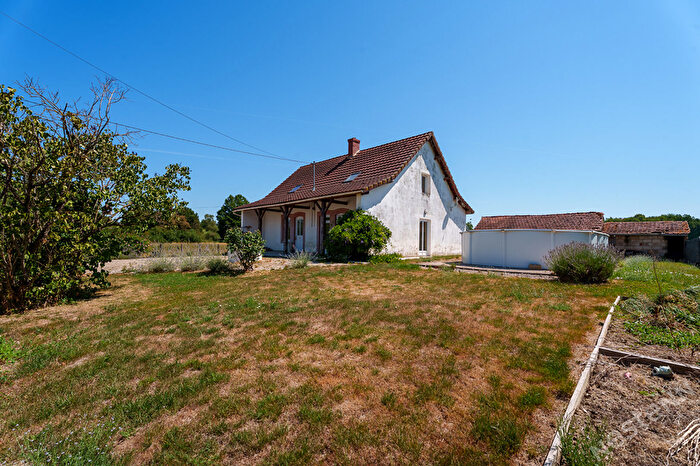 Maison 5 pièces à vendre à Serrigny-en-Bresse