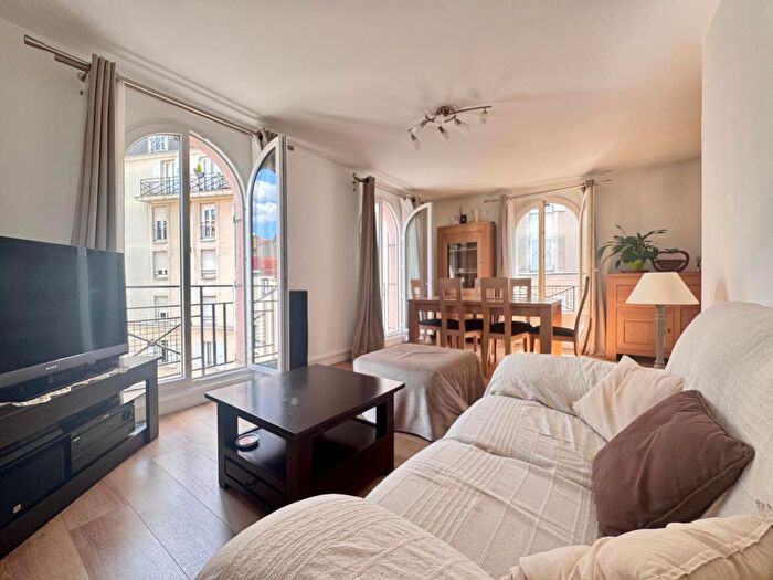 Appartement à vendre - Saint-Maurice, Ecluse - 4 pièces - 3 chambres