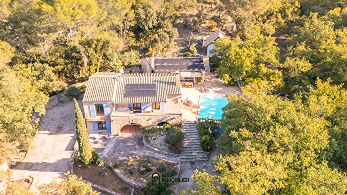 Maison à vendre - Uzès - 10 pièces - 9 chambres