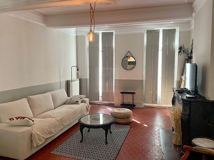 Ancien Hôpital, Béziers : Appartement 4 pièces à louer