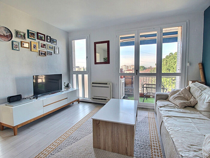 Appartement à louer - Avignon, La Croisière - 3 pièces - 2 chambres