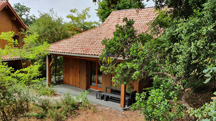 Maison à vendre - Lacanau, Moutchic, Longarisse, Carreyre - 4 pièces - 3 chambres