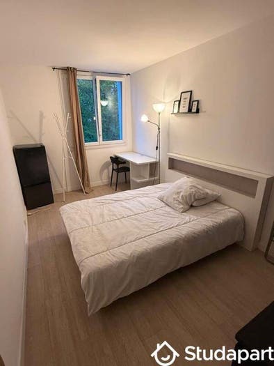 Appartement 1 pièce à louer à Canal, Évry-Courcouronnes
