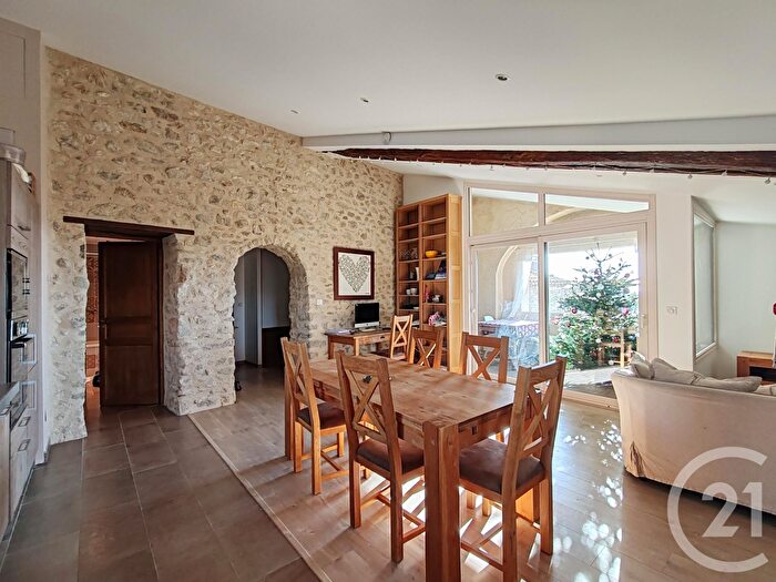 Maison à vendre - Lurs - 9 pièces - 5 chambres