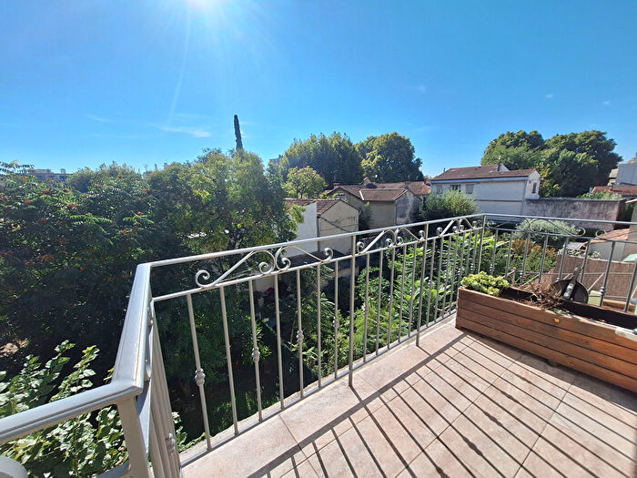 Appartement à vendre - Avignon, Monclar - 3 pièces - 2 chambres