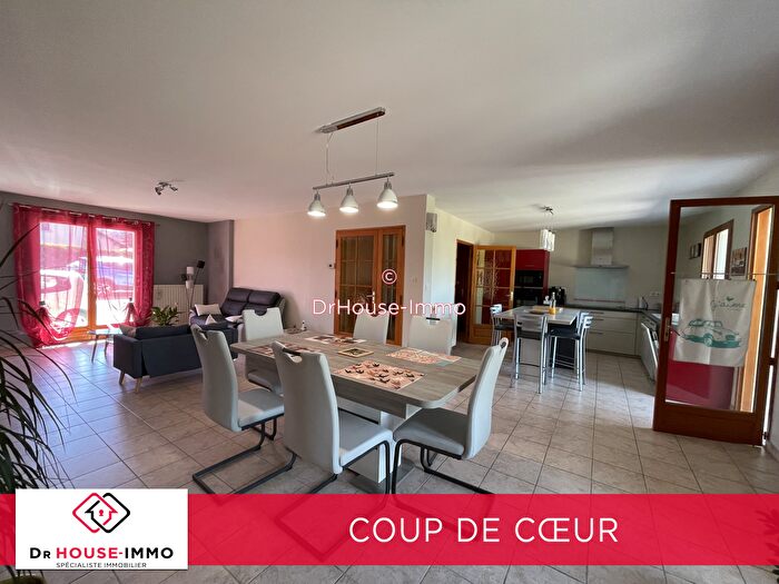 Maison 6 pièces à Saint-Agrève, à vendre