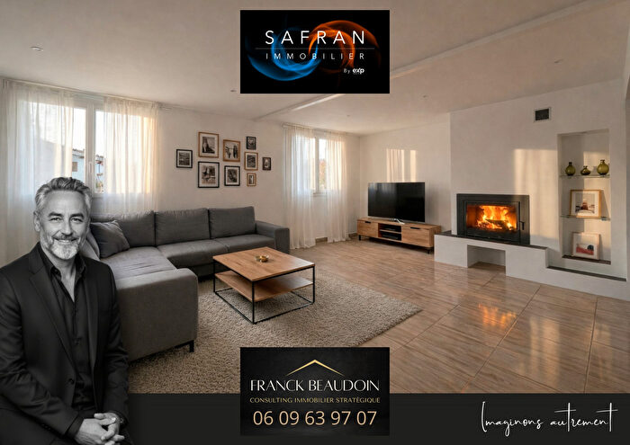 Maison à vendre - Décines-Charpieu, Sablon - 8 pièces - 4 chambres