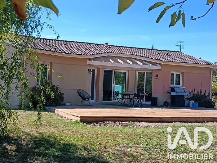 Maison 4 pièces à Saint-Denis-de-Pile, à vendre