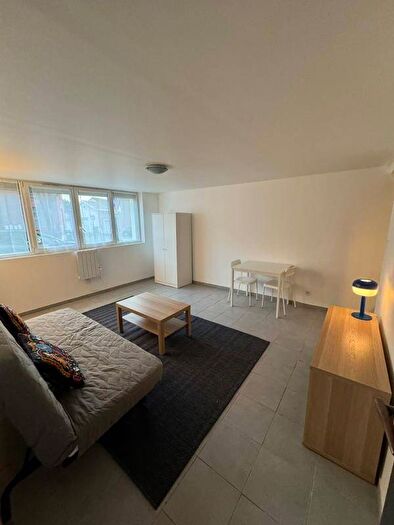 Appartement à louer - Faubourg Saint Catherine-Faubourg de Paris-Le Vignole, Valenciennes - 1 pièce