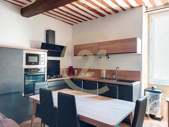 Appartement à louer - Remoulins - 3 pièces - 2 chambres