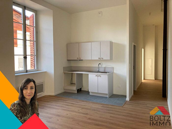 Appartement à louer - Centre, Sélestat - 3 pièces - 2 chambres