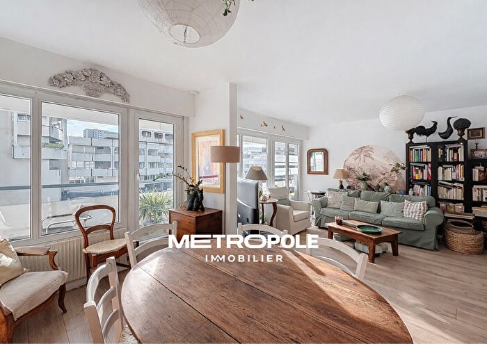 Appartement à vendre - Lyon e , Champvert, Gorge de Loup - 5 pièces - 4 chambres