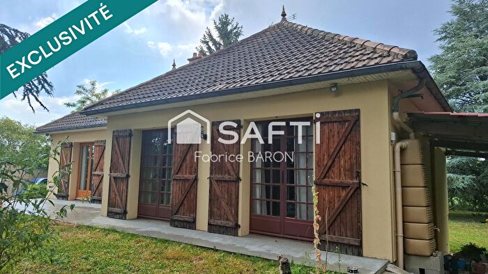 Maison 4 pièces à Chenevelles, à vendre