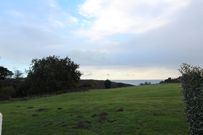 Maison à vendre - Locmaria - 2 pièces - 1 chambre