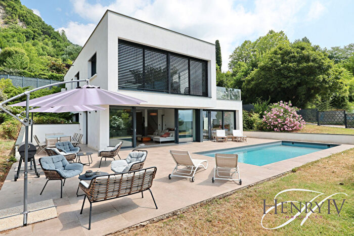 Maison à vendre - La Tronche - 4 pièces - 3 chambres