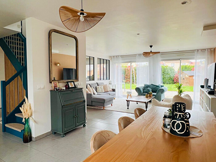 Maison 7 pièces à Marsilly, à vendre
