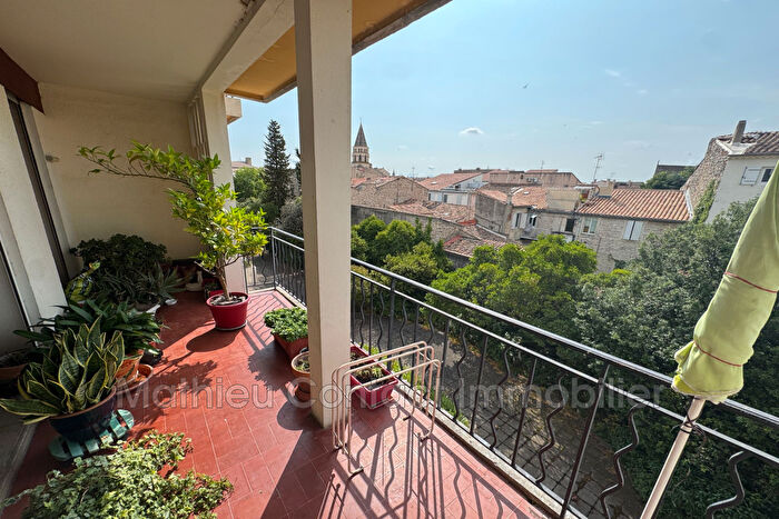 Appartement à vendre - Nîmes, Ecusson, Arènes - 3 pièces - 2 chambres