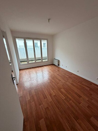 Appartement à louer - Amiraux-Simplon-Poissonniers, Paris ème arrondissement - 2 pièces - 1 chambre