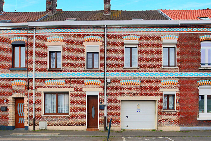 Carvin, Centre-ville : Maison 9 pièces à vendre