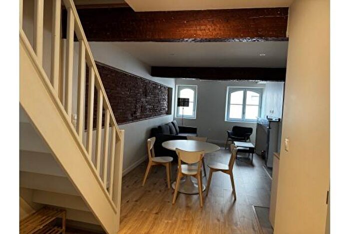 Appartement à louer - Carmes, Toulouse - 2 pièces - 1 chambre