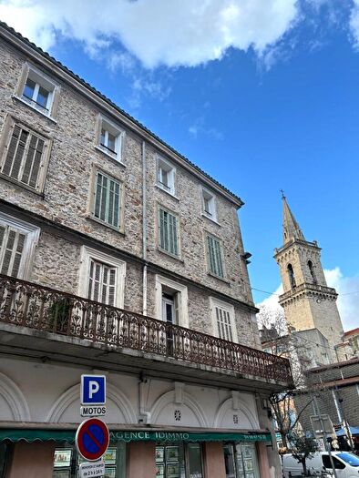 Appartement 1 pièce à vendre à Draguignan, Centre-ville historique