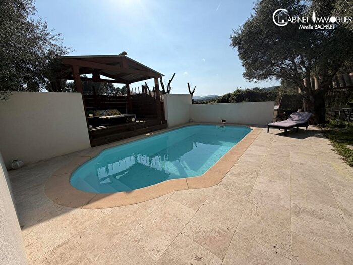 Maison à vendre - Ceyreste - 4 pièces - 2 chambres