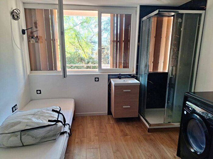 Appartement à louer - Croix Luizet, Villeurbanne - 1 pièce