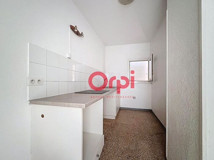 Appartement à louer - Fréjus, Centre-ville - 2 pièces - 1 chambre