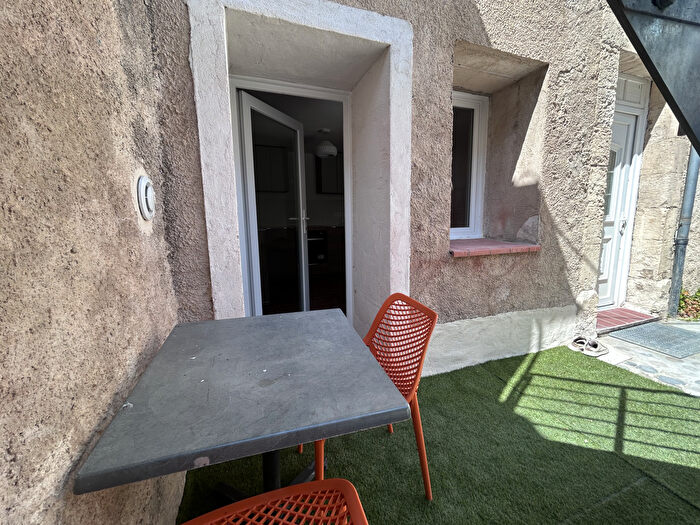 Appartement 2 pièces à louer à La Roque-d'Anthéron