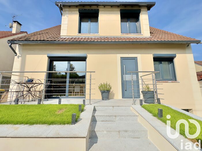 Maison à vendre - Arpajon - 6 pièces - 4 chambres