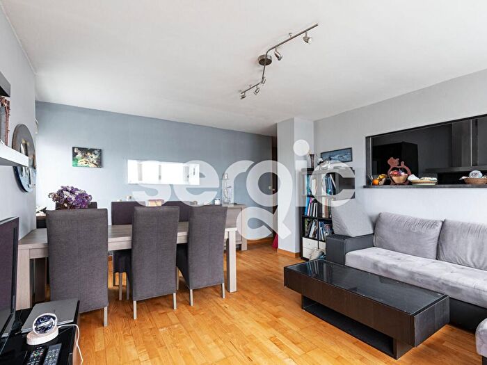 Appartement à vendre - Mons-en-Bar ul, Europe - 4 pièces - 3 chambres