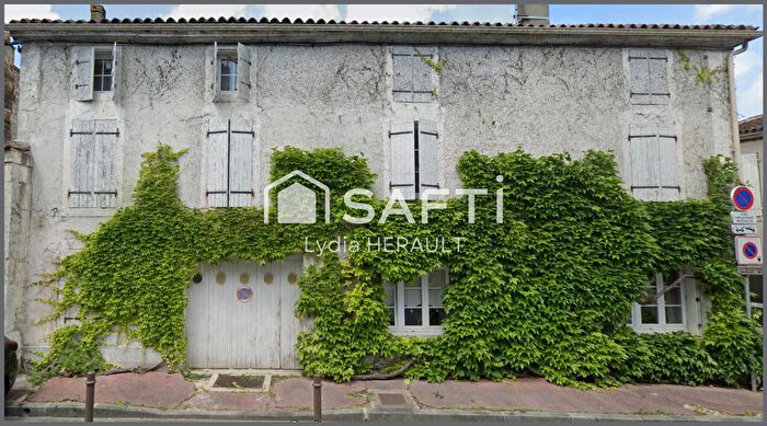 Maison à vendre - Cognac, Centre-ville, Gare - 5 pièces - 3 chambres