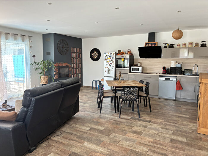 Maison à vendre - Gignac-la-Nerthe - 7 pièces - 5 chambres