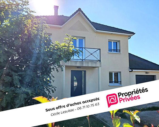 Notre-Dame-de-Gravenchon : Maison 6 pièces à vendre