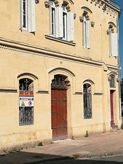 Bordeaux, Saint-Genès : Appartement 4 pièces à louer