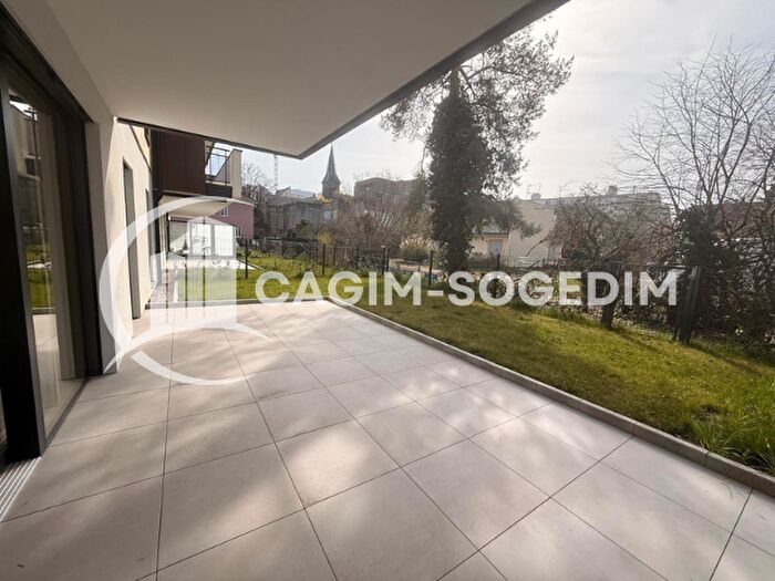 Appartement à vendre - Saint-Louis, Centre-ville - 3 pièces - 2 chambres