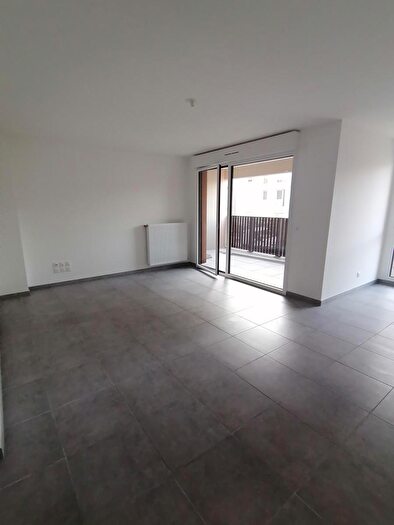 Appartement 5 pièces à louer à Villeurbanne, Les Poulettes