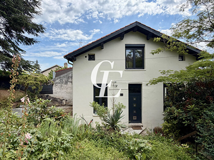 Maison 4 pièces à Saint-Étienne, à vendre
