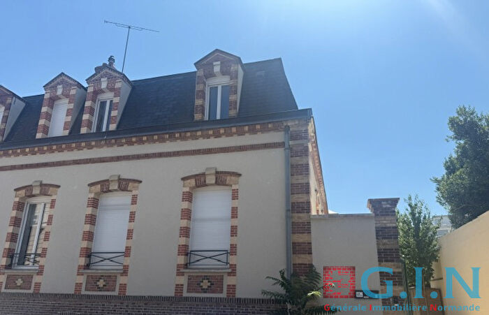 Maison 7 pièces à louer à Chartres, Chanzy, Bonnard