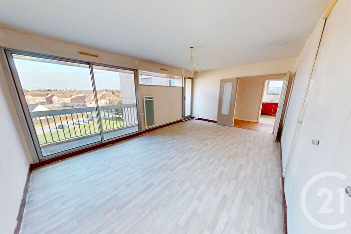 Appartement à vendre - Neuville-Saint-Amand - 4 pièces - 2 chambres