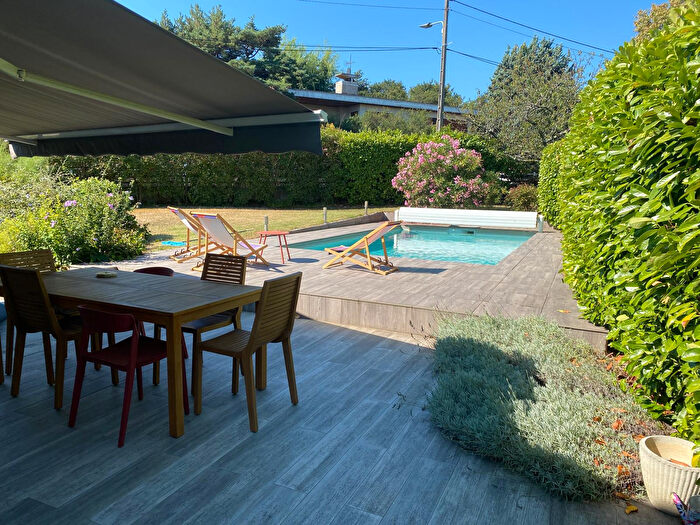 Maison à vendre - Francheville, Le Belvédère, Les Arpinières, La Chopinette - 6 pièces - 5 chambres