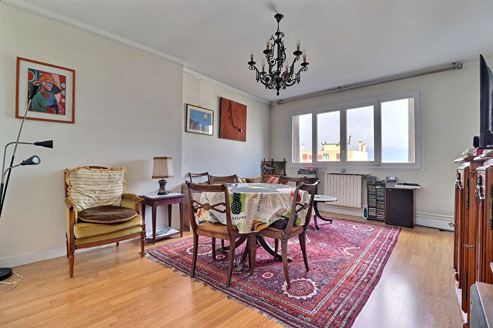 Appartement à vendre - Colombes, Centre-ville - 3 pièces - 2 chambres