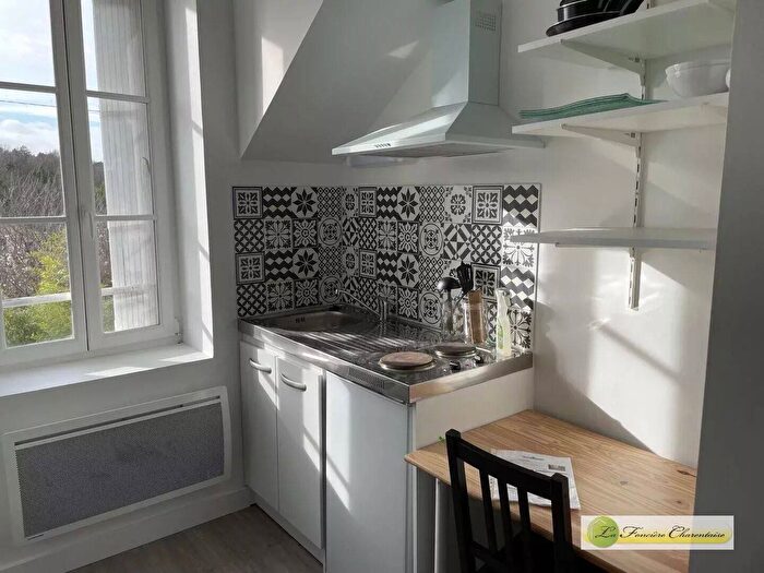 Appartement 1 pièce à louer à Saint Ausone-Saint Martin-Saint Gelais, Angoulême
