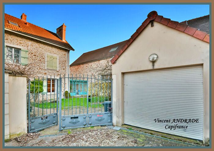 Maison à vendre - Cheptainville - 4 pièces - 3 chambres