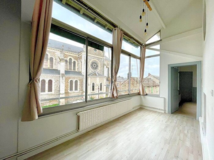 Appartement à louer - Limoges - 4 pièces - 2 chambres