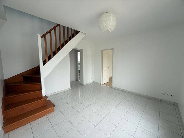 Appartement à louer - Étampes - 2 pièces - 1 chambre