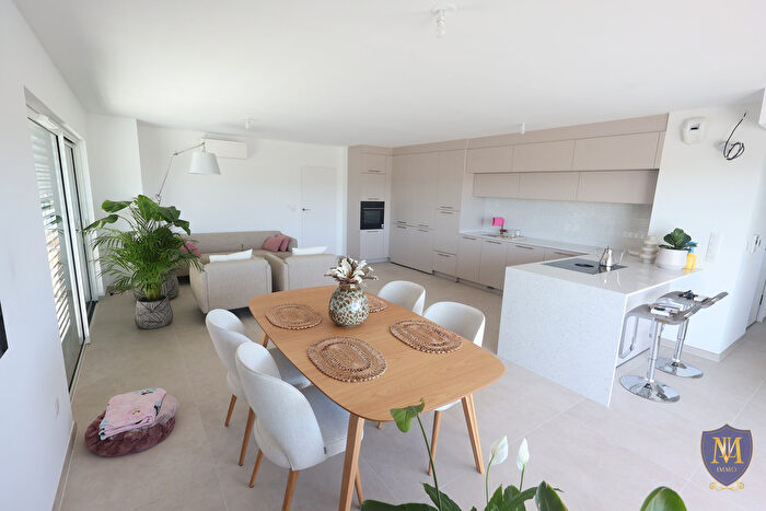 Village-Neuf - Appartement 5 pièces à vendre