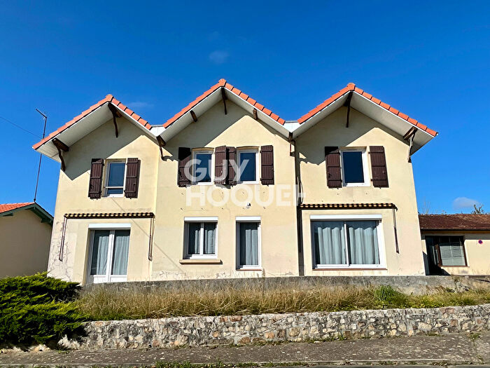 Maison à vendre - Sainte-Colombe - 8 pièces - 5 chambres